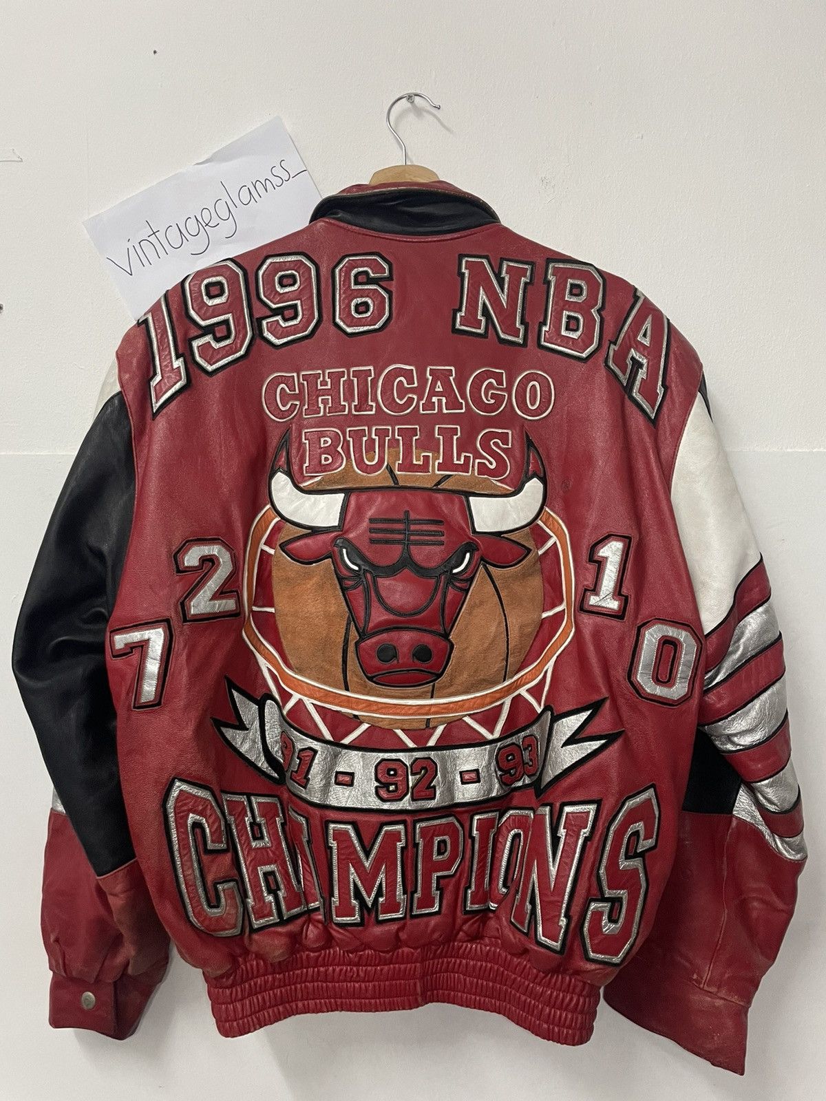 NBA Jeff Hamilton Chicago Bulls Memorial Championship | Grailed