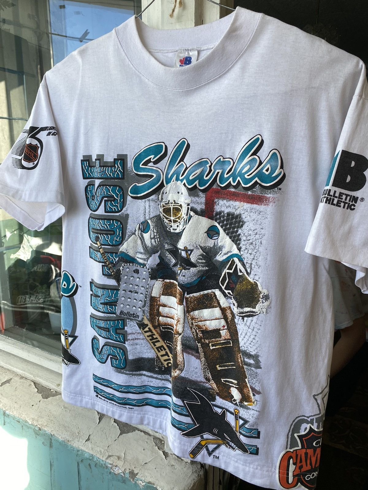 NHL × Vintage Vintage San Jose Sharks NHL T-shirt all over print 1991 ...
