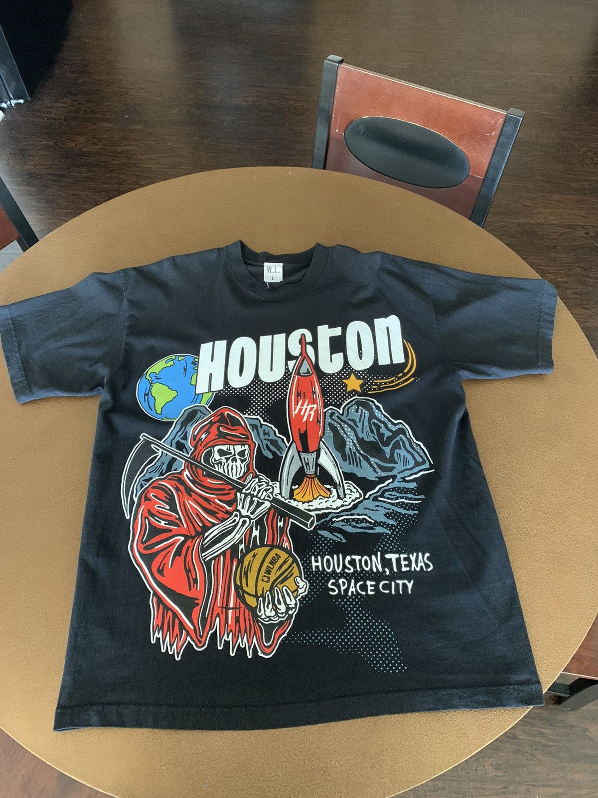 Warren Lotas Warren Lotas Houston Rockets Space Exploration Tee | Grailed