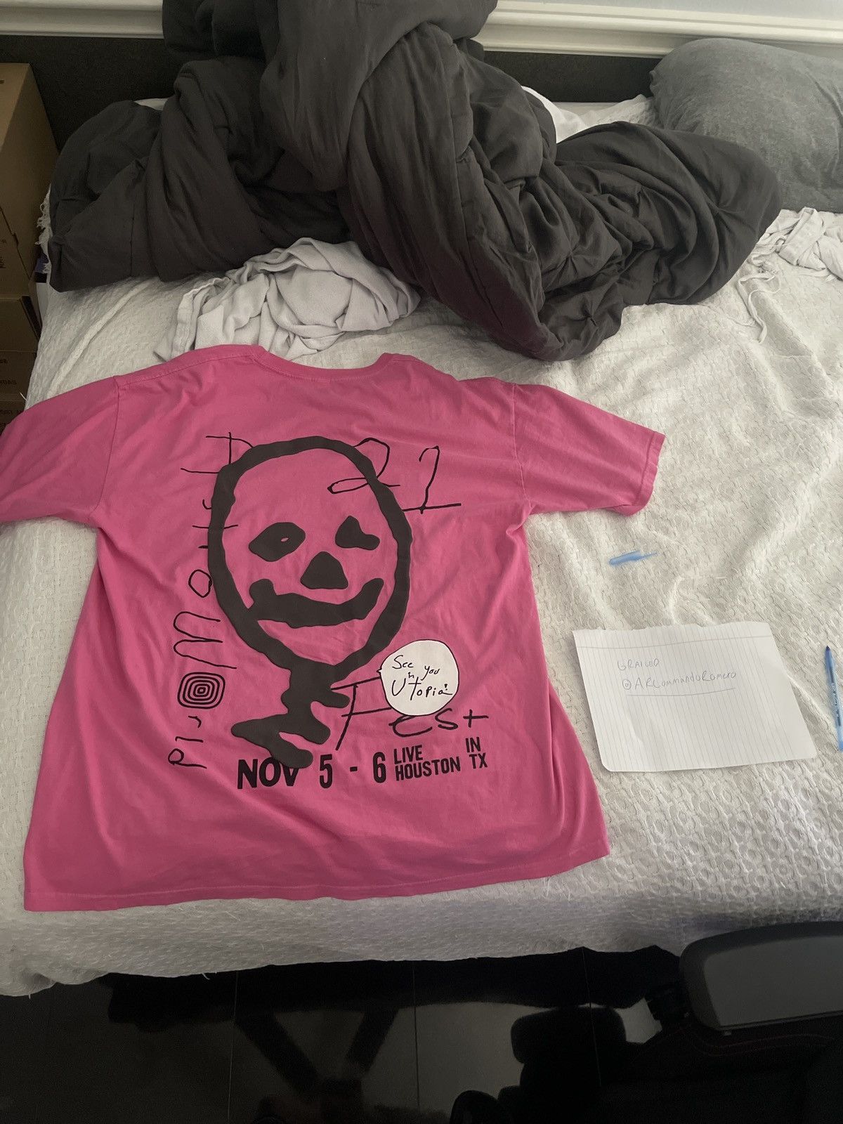 Travis Scott Travis Scott astroworld festival 2021 pink skull tee | Grailed