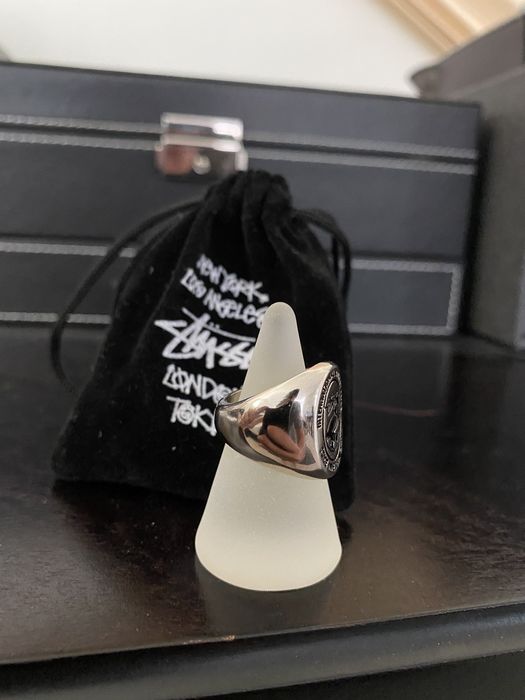 Stussy Stussy surfboard signet ring | Grailed