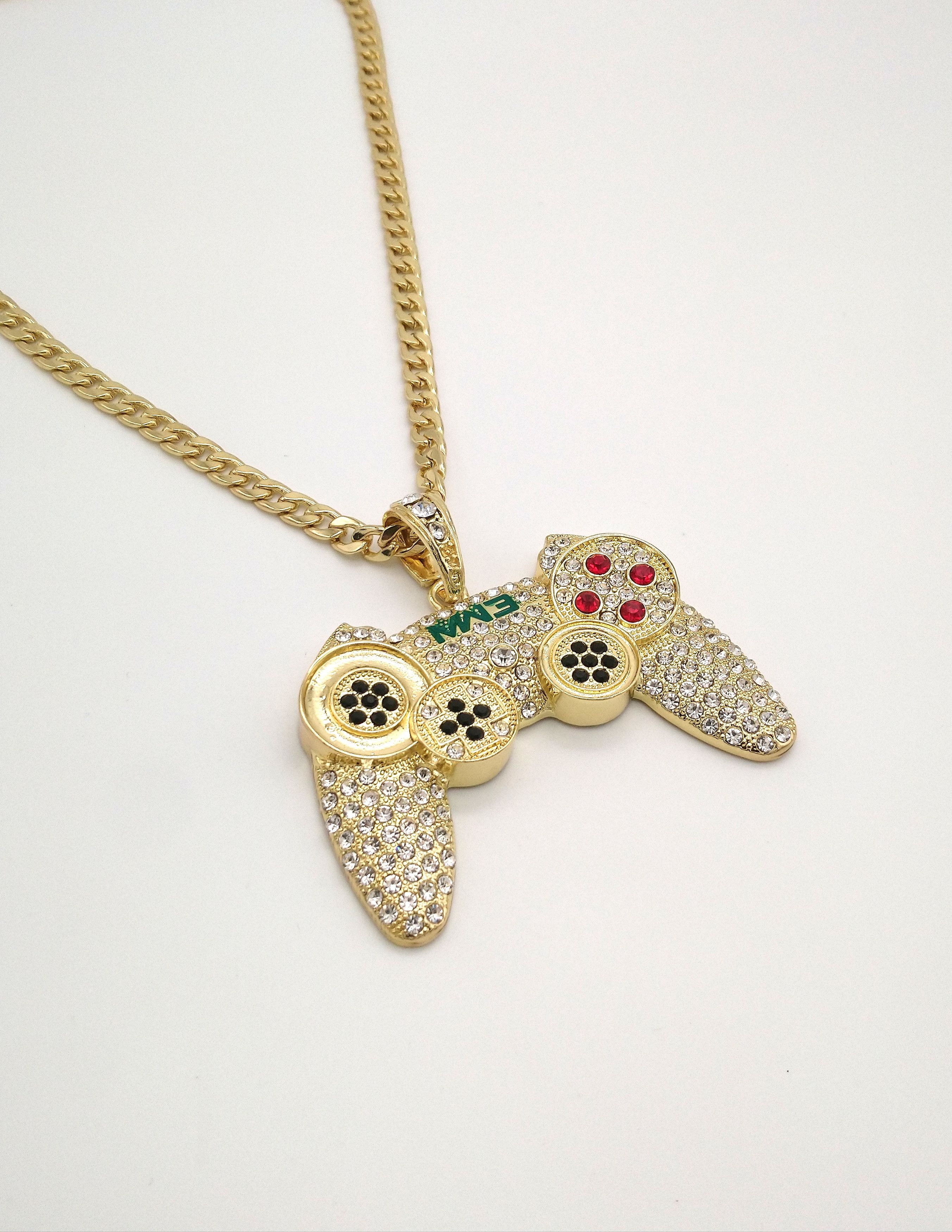 Gold Chain × Jewelry Gold Colour Iced Out Game Controller Pendant ...