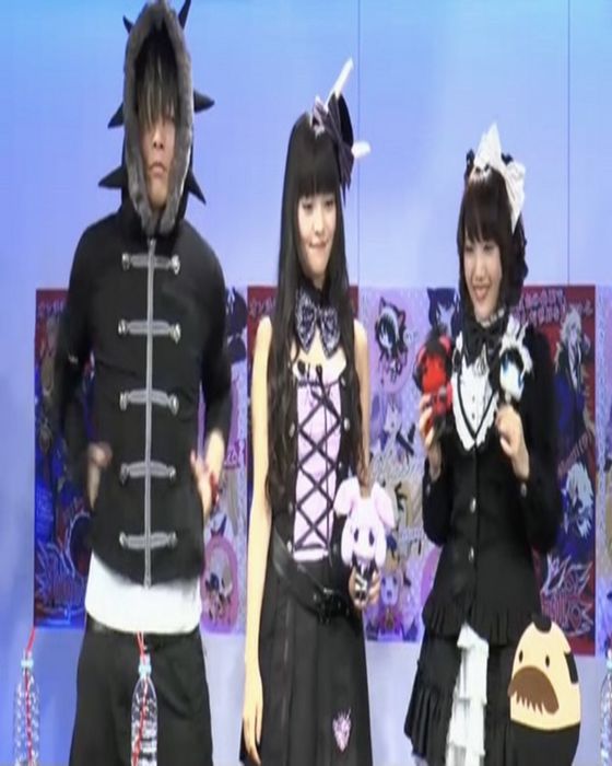 Japanese Brand Putumayo ShinganCrimsonz spiked napoleon Crow hoodie ...