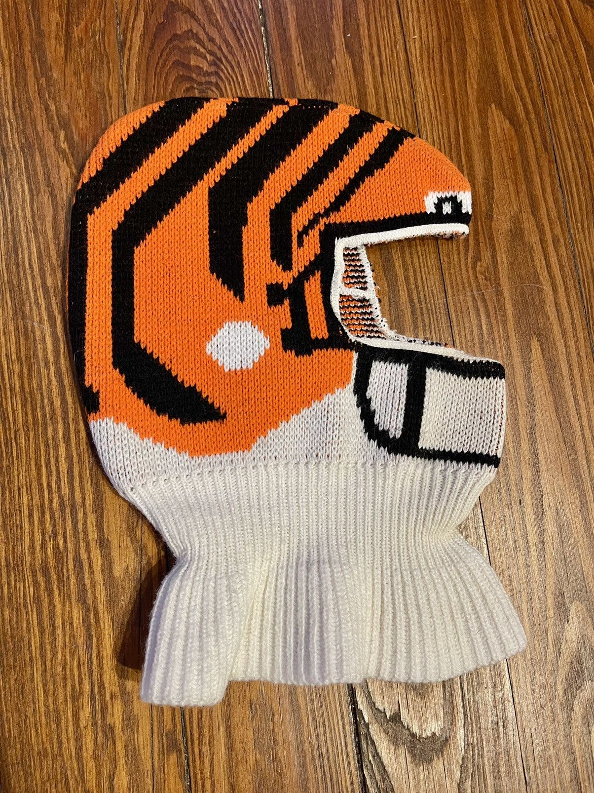 Hype × Vintage 1990 Vintage Cincinnati Bengals 90’s Retro Helmet Ski ...