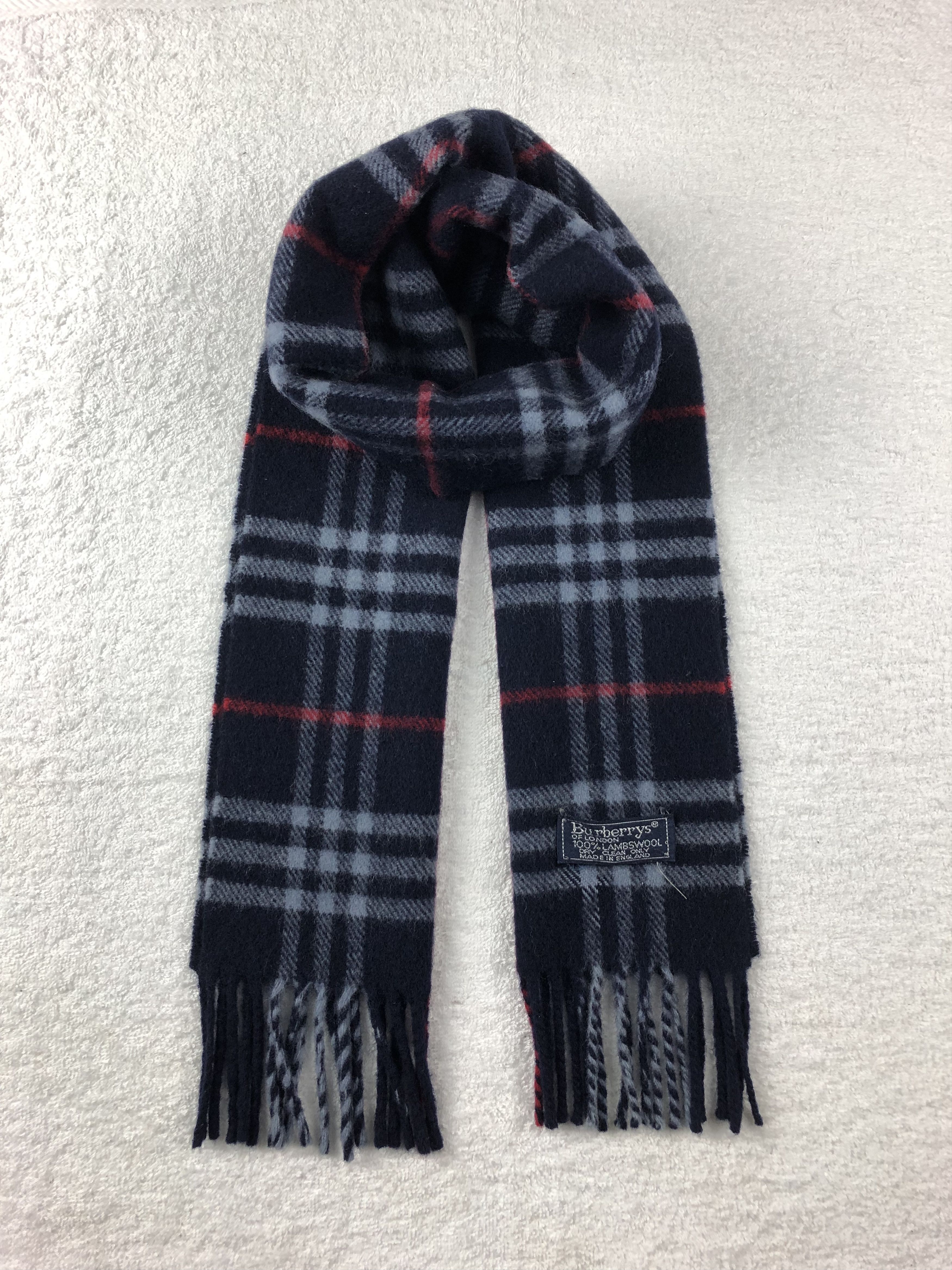 Burberry scarf nova check store