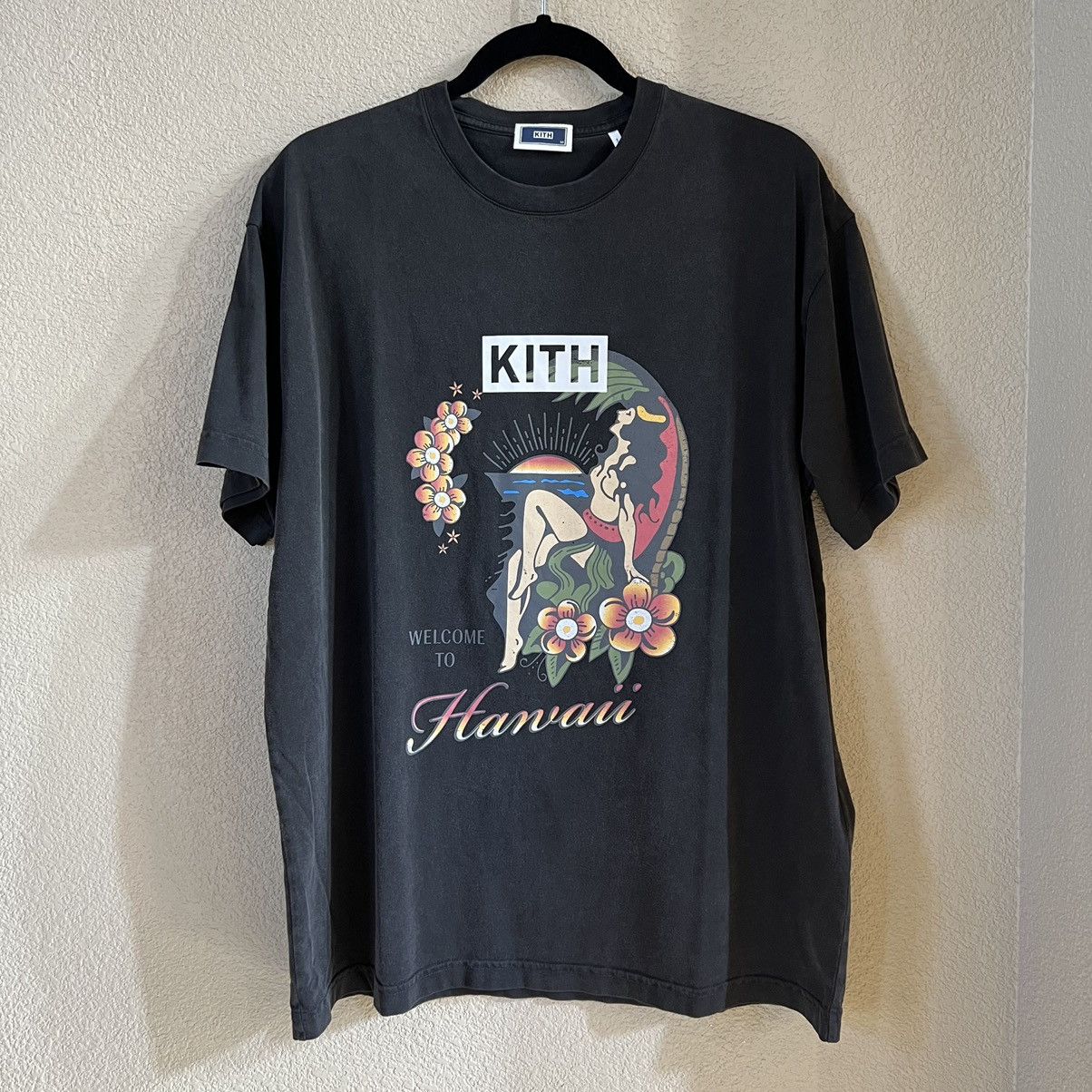 Kith EXCLUSIVE Kith Welcome To Hawaii Tshirt | Grailed