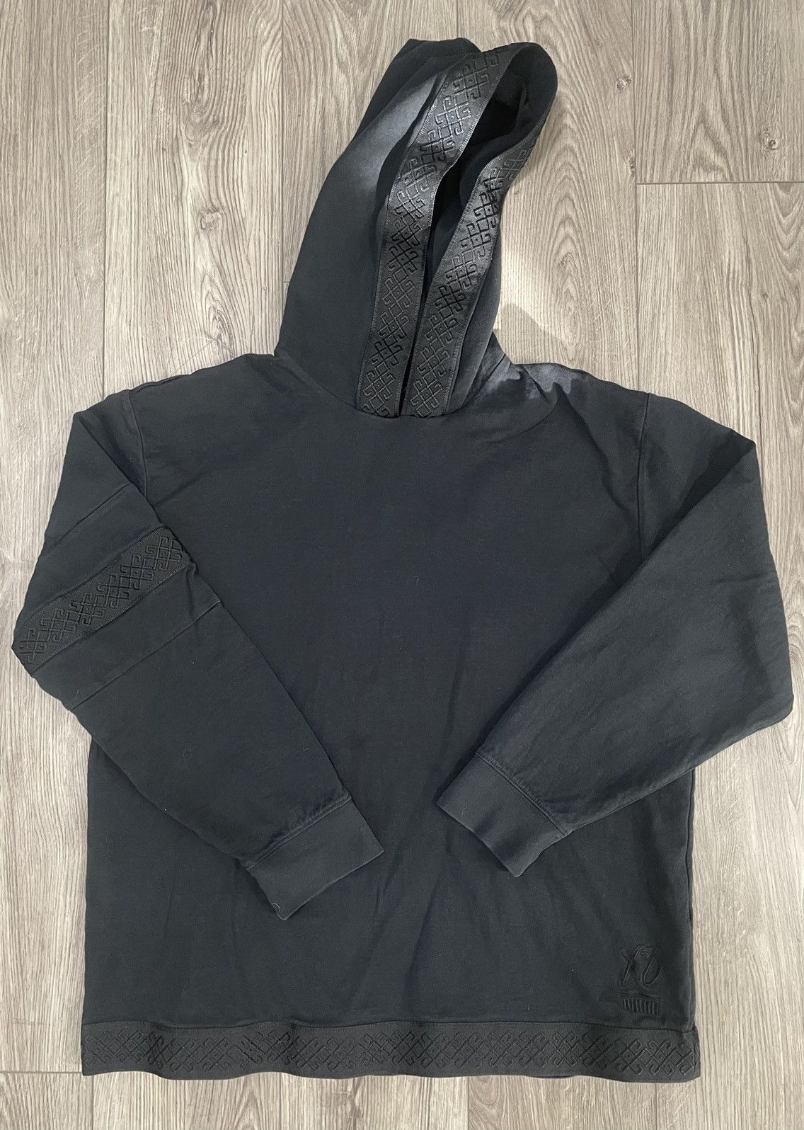 Puma × Streetwear × The Weeknd Puma x The Weeknd Collab Oversized ...