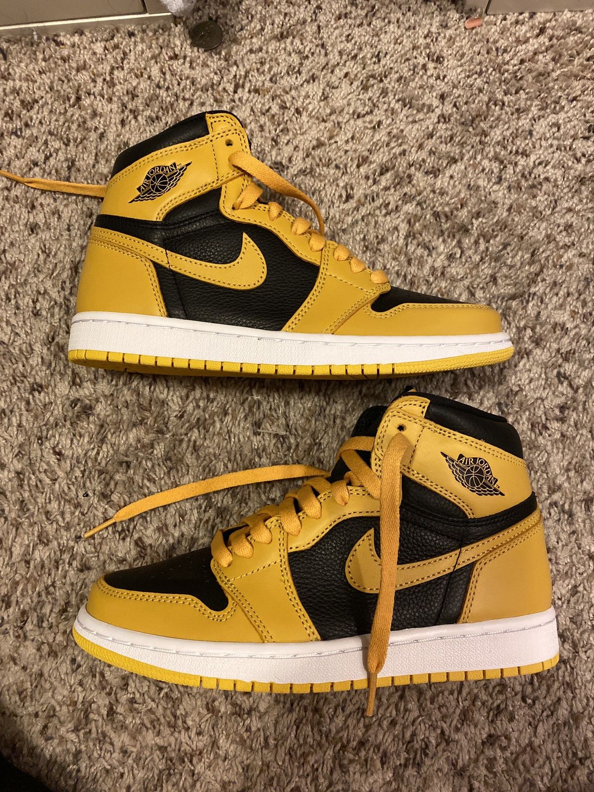 Nike Air Jordan 1 retro high Pollen | Grailed