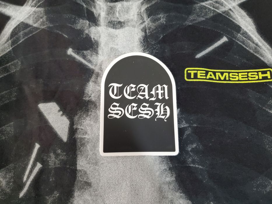Sesh TEAMSESH BONES SCRAPS T-SHIRT TEE SIZE XL *IN HAND* | Grailed