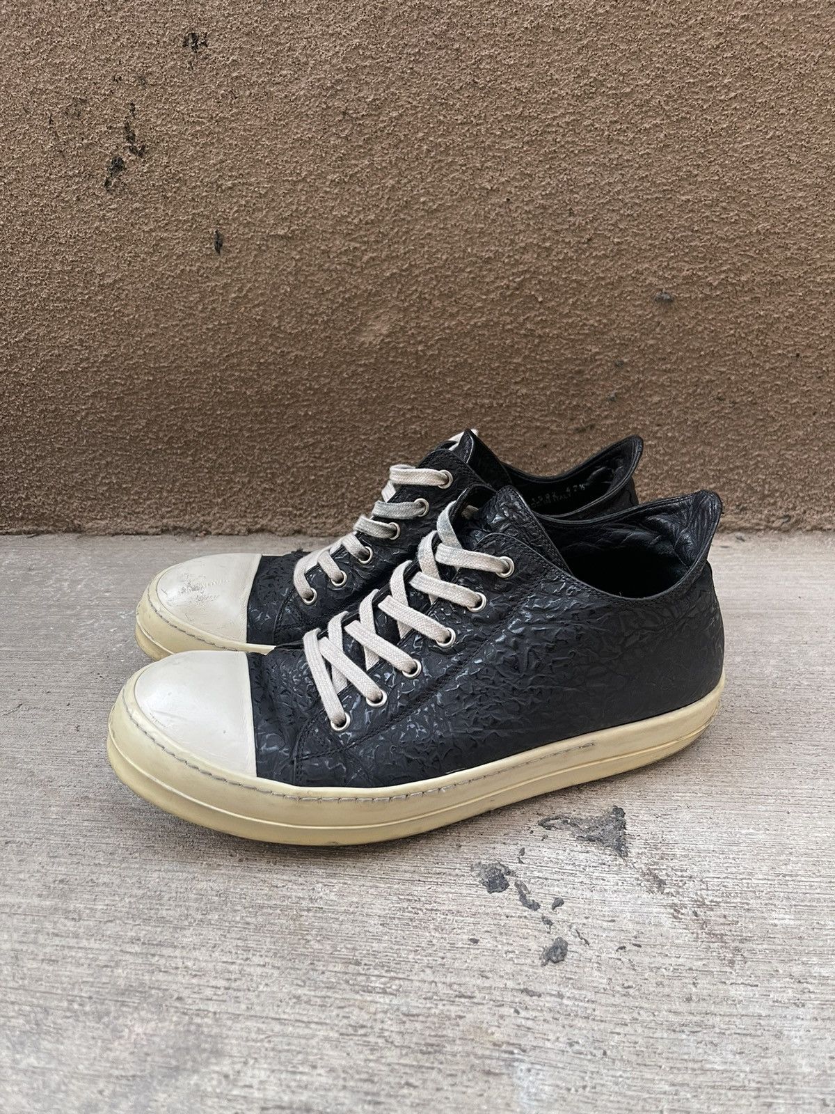 Rick Owens Mainline Hammered Textured Leather Ramone Low Top Sneakers ...