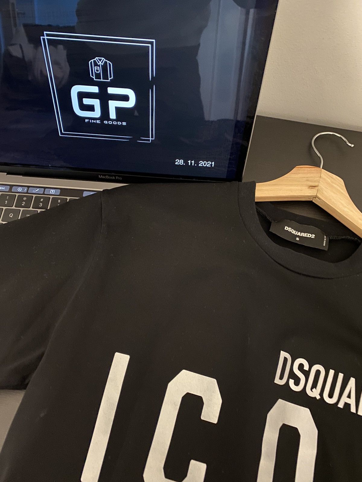 Dsquared2 Dsquared ICON collab reflective t-shirt | Grailed