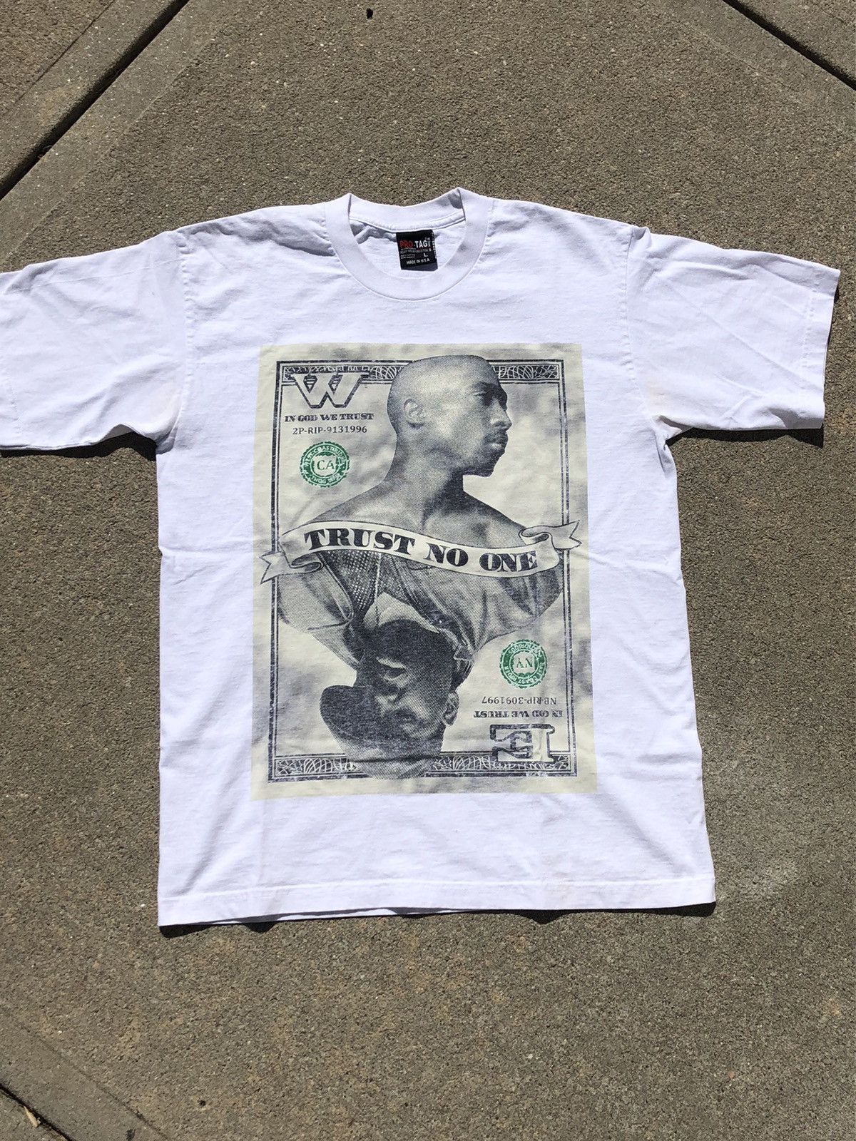 Made In Usa × Rap Tees × Vintage Vintage Tupac And Biggie Trust Nobody ...