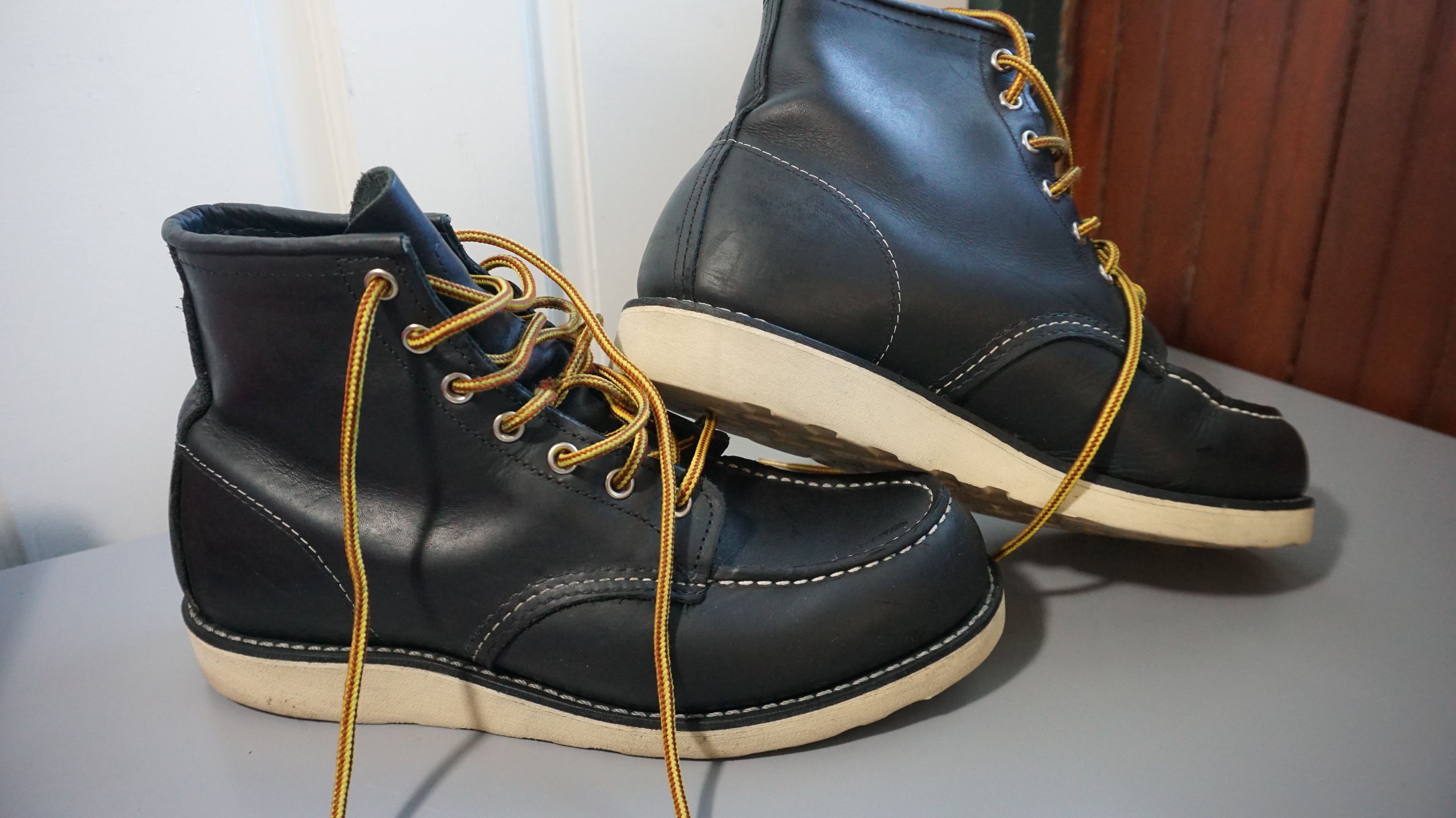 Red Wing Red Wing Heritage 9075 6 inch Classic Moc Toe Black | Grailed