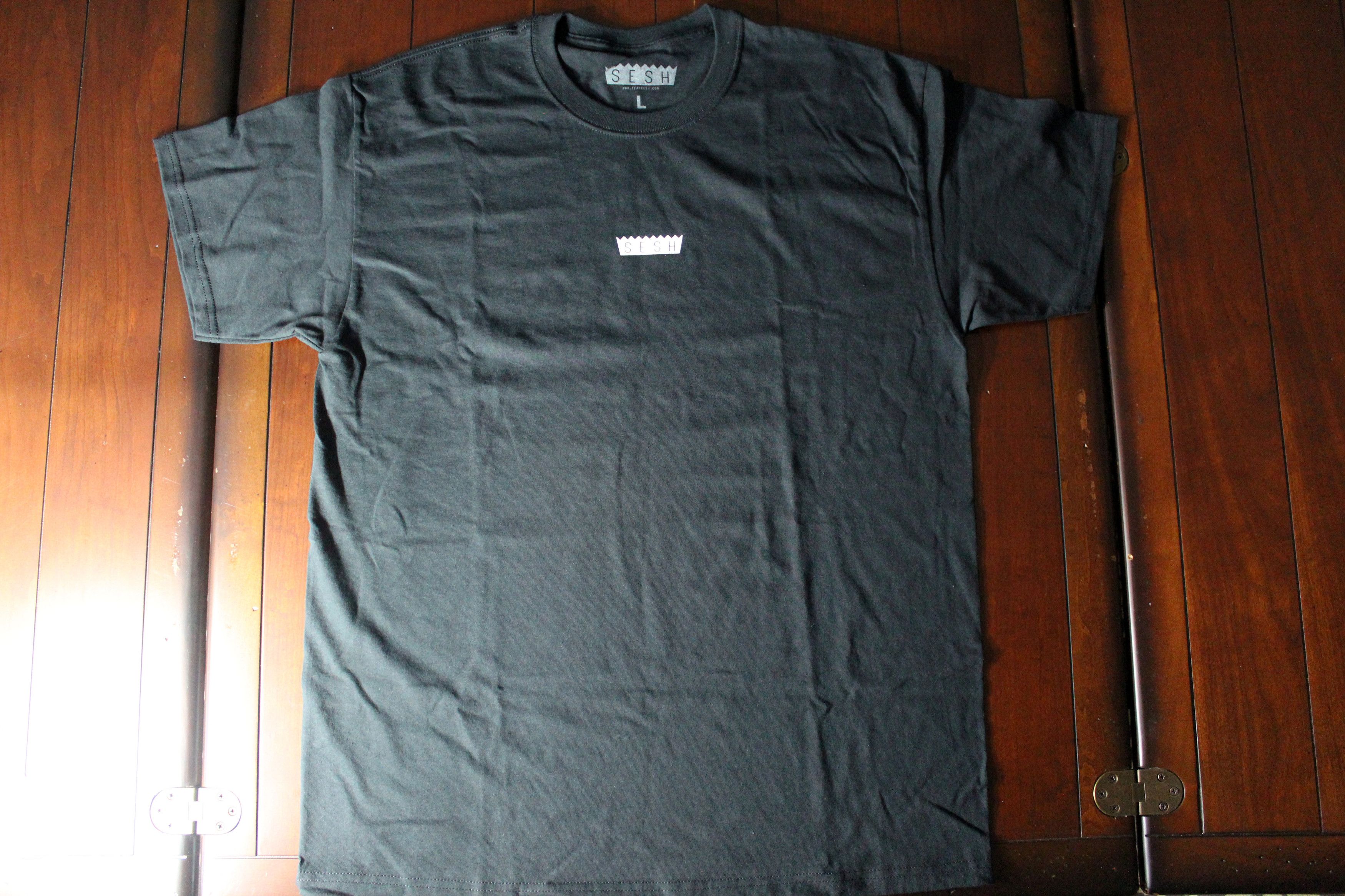 Bones × Team Sesh × Teamsesh TeamSESH Classic Crown Logo T-Shirt (Large ...