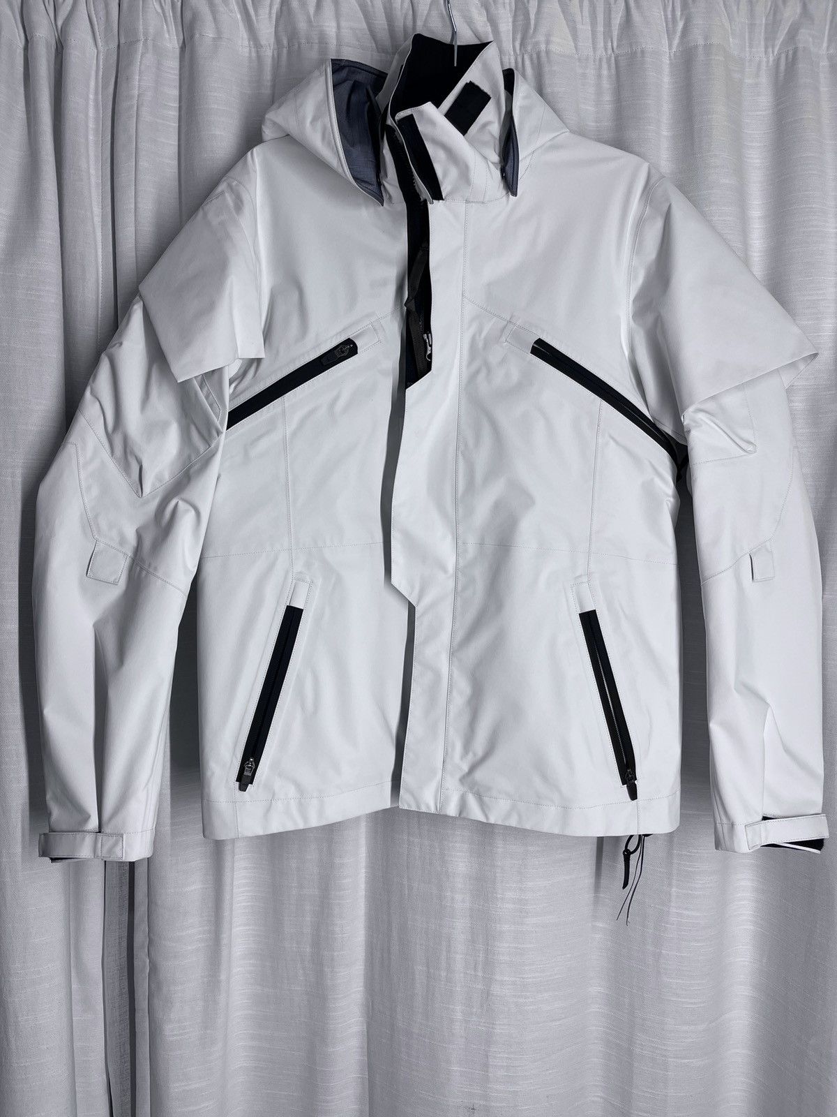 Acronym Acronym J1B-GT ACR-FW2021 WHITE SMALL | Grailed