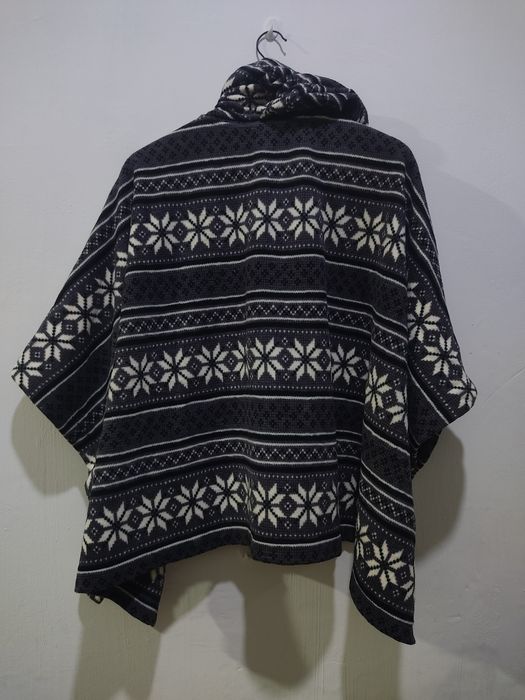 Uniqlo Uniqlo Poncho Fleece Zipper Hoodie Jacket | Grailed