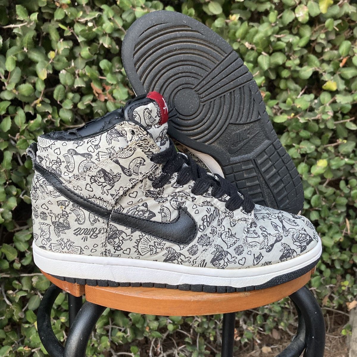 Nike Nike Dunk High Hi AMOR Valentines Day Cupid Love Black White | Grailed