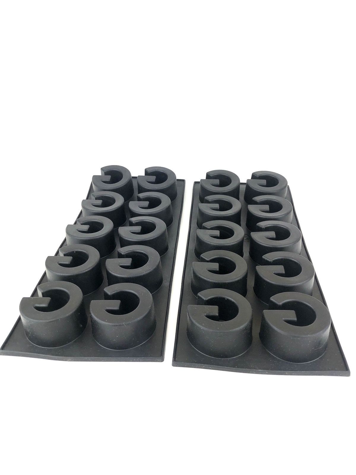Gucci Gucci G Logo Ice Cube Silicone Trays | Grailed