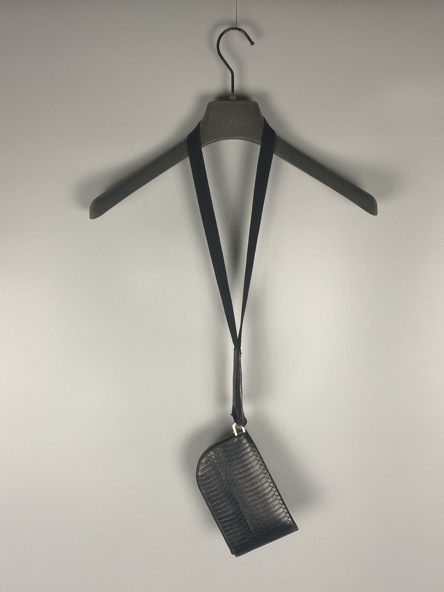 Rick Owens FW19 ‘LARRY’ Python Neck Wallet | Grailed