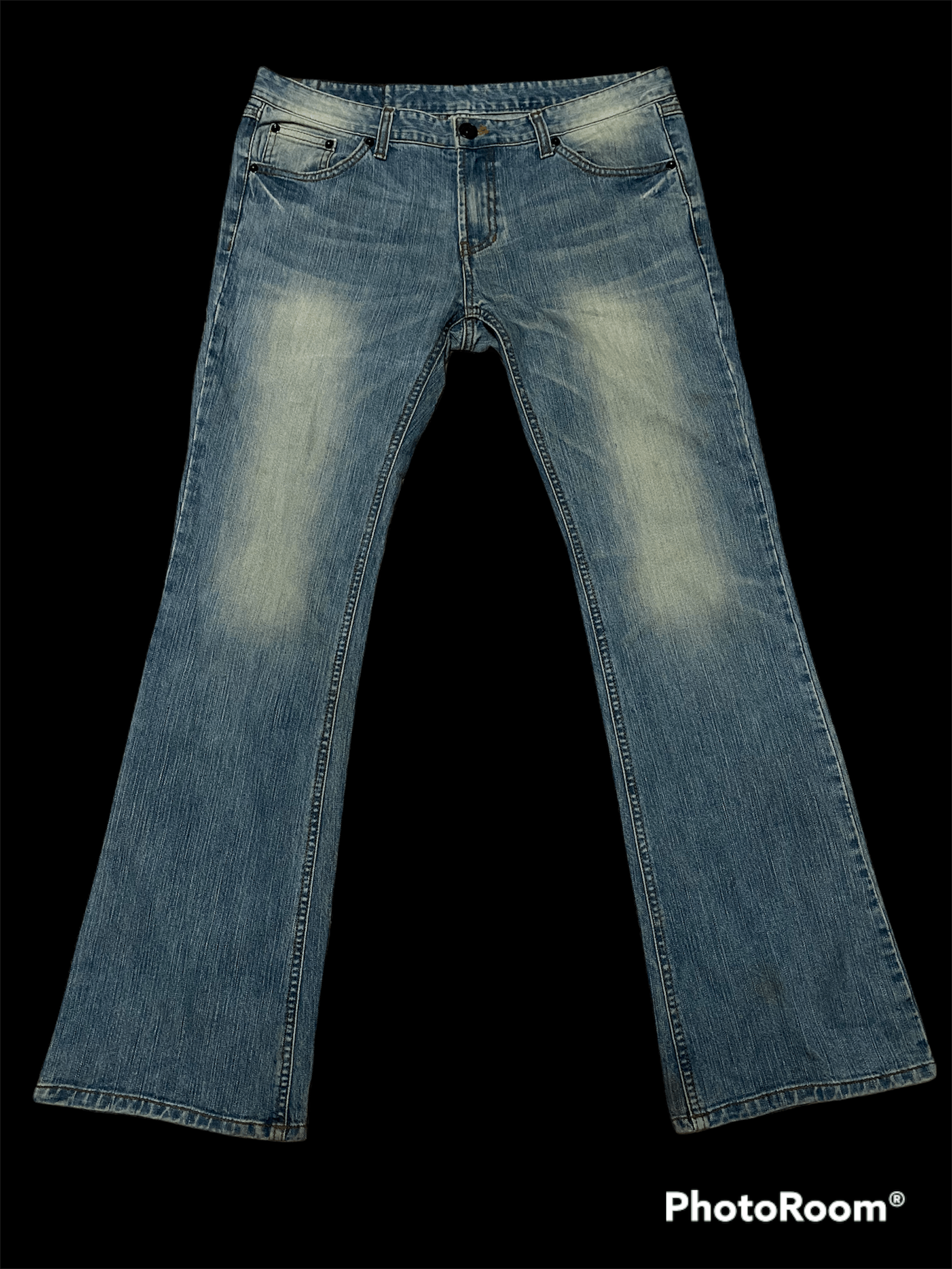 Number (N)ine Laat drop before delete Number nine light wash blue jeans ...