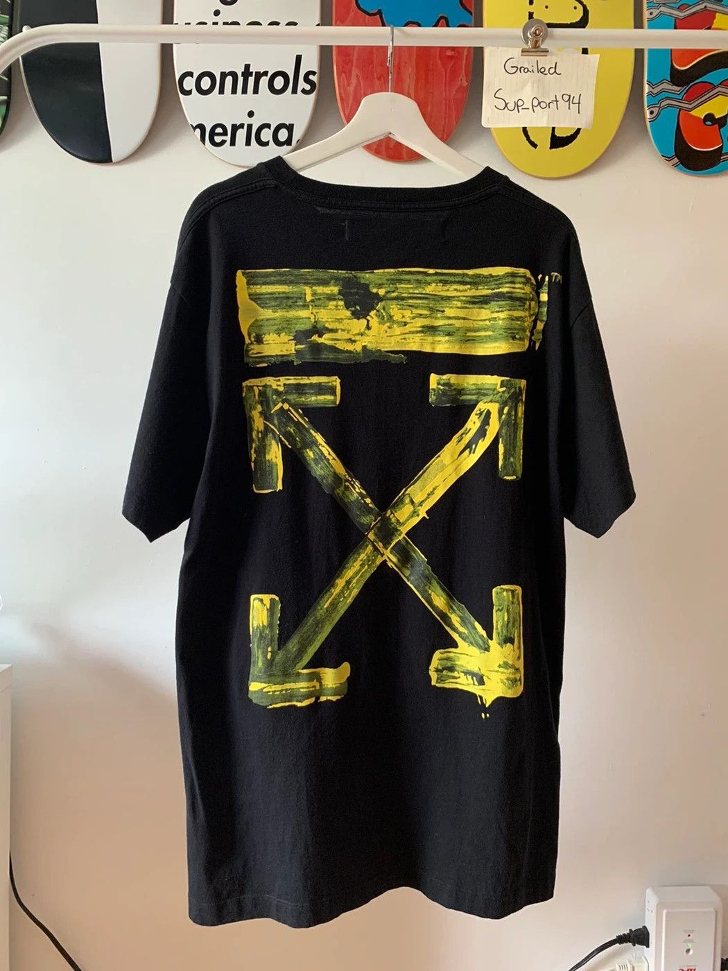 Off-White Off-White Acrylic Arrows Tee | Grailed