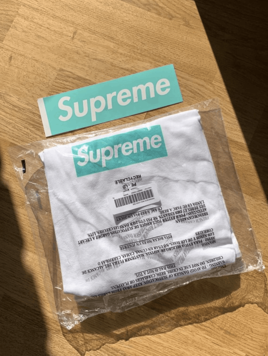 Tiffany & Co. Supreme Tiffany Box Logo Tee | Grailed