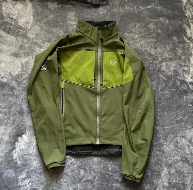 Arc'Teryx Final Drop! Arcteryx Light Jacket | Grailed Arc'Teryx Final Drop! Arcteryx Light Jacket | Grailed