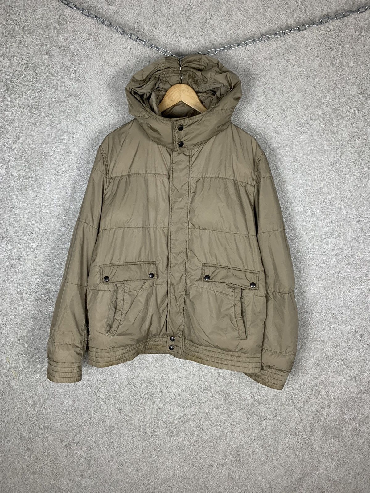 Prada 💥PRADA NYLON JACKET dirty+hole | Grailed