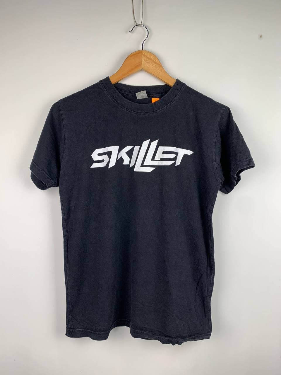 Band Tees × Vintage Vtg Skillet Logo Band Tee | Grailed