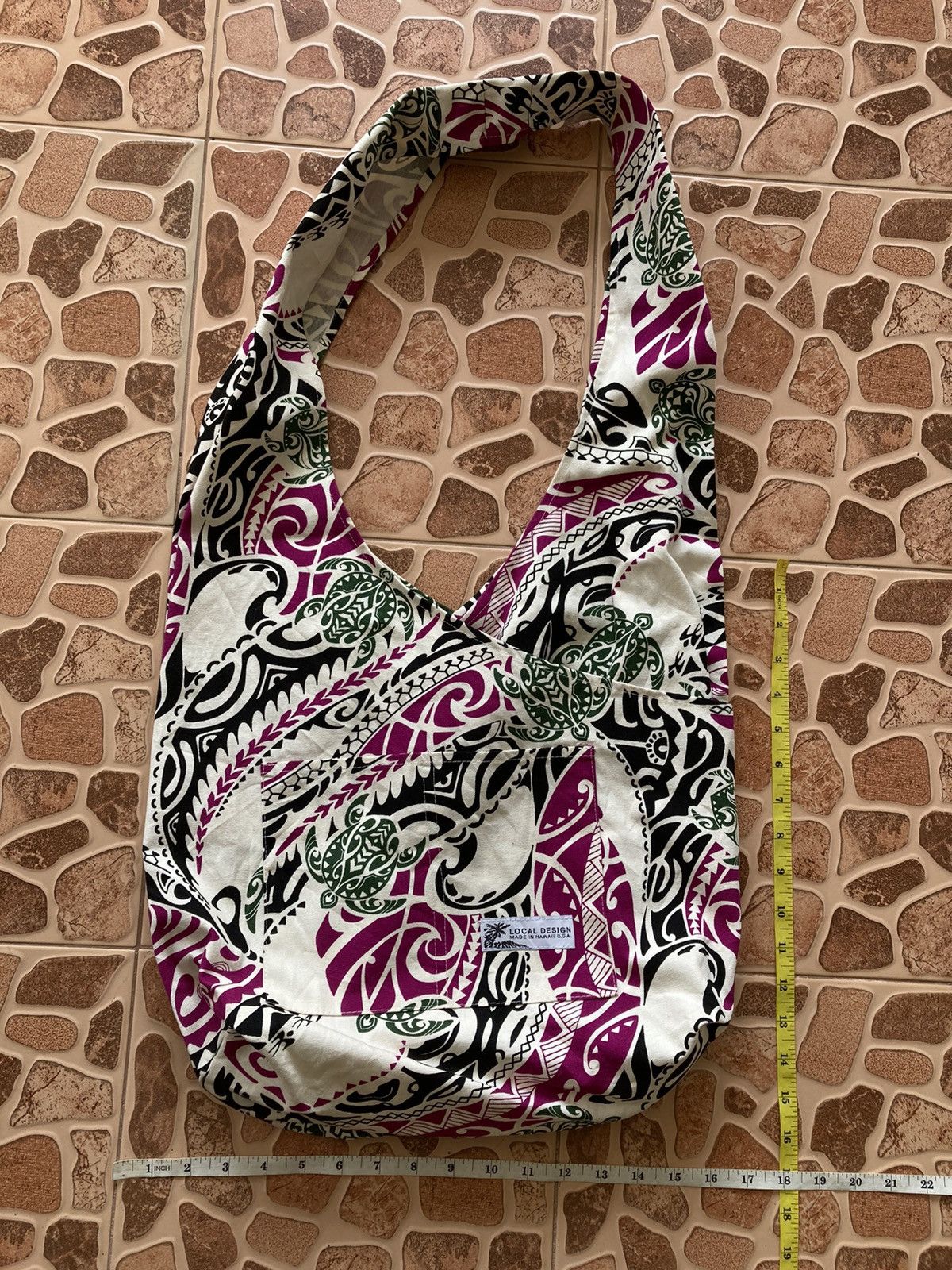 Hobo RARE 1990s LOCAL DESIGN HAWAIAN STYLE HOBO CROSS BODY BAG | Grailed