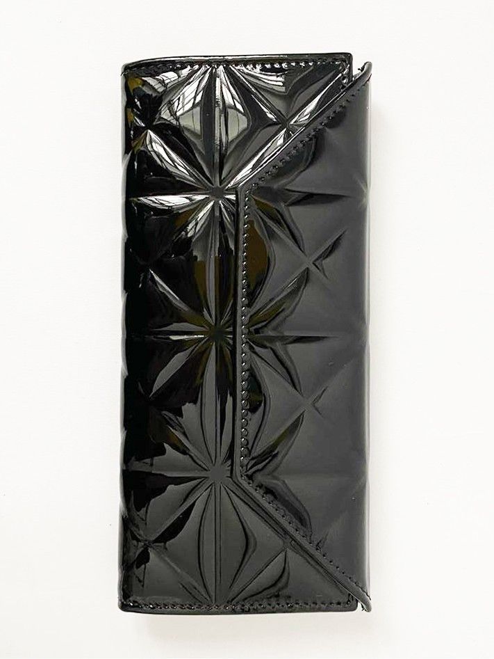 Gareth Pugh Gareth Pugh moulded glossy leather clutch wallet | Grailed