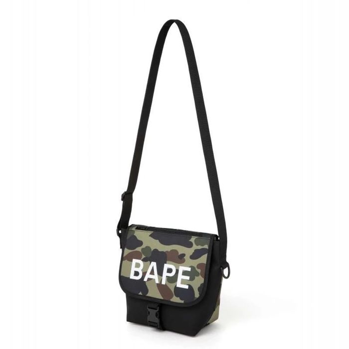 Bape BAPE SHOULDER BAG CROSS BODY CAMO A Bathing Ape book bag | Grailed