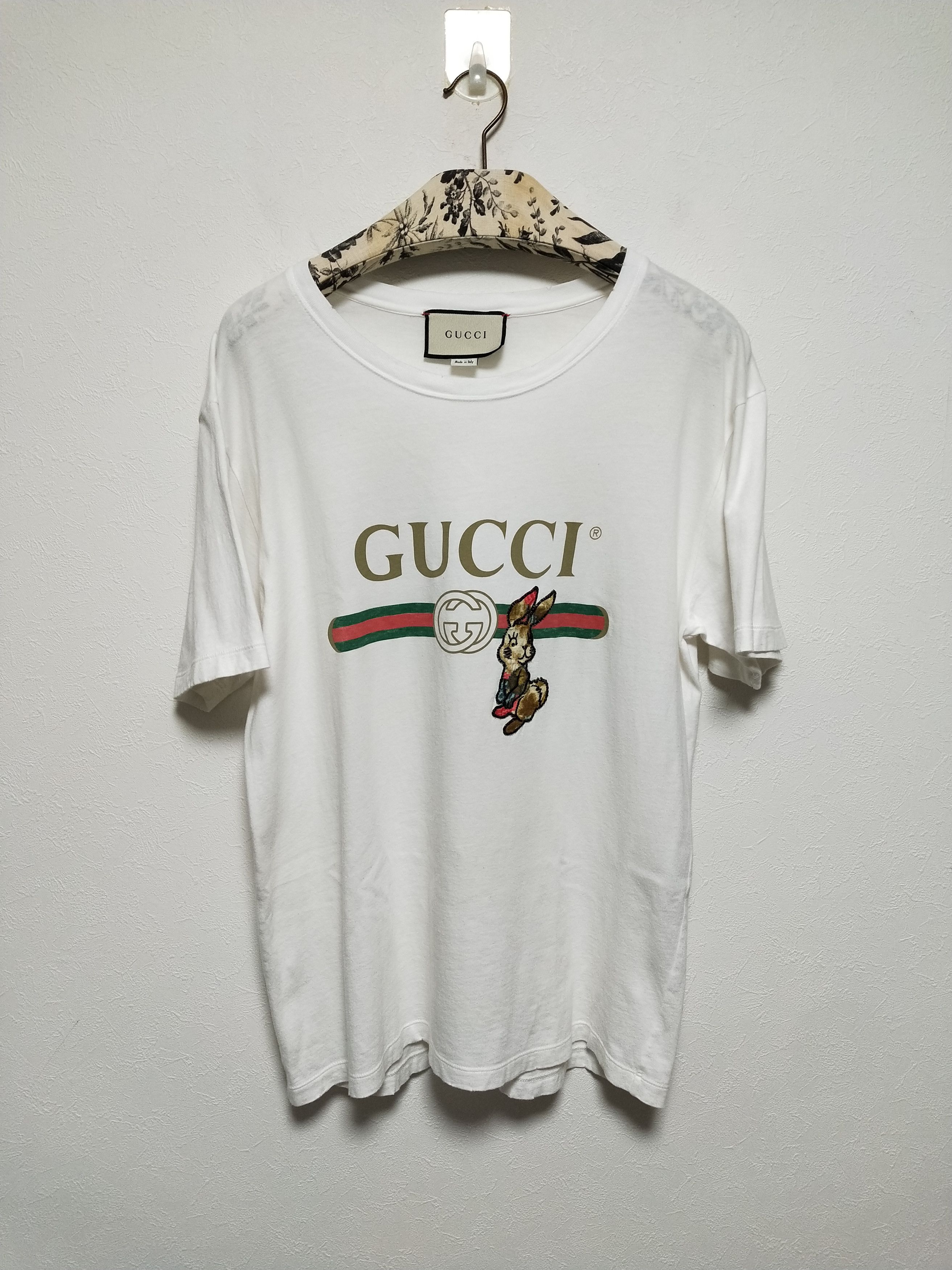 Gucci Rabbit Logo Tee | Grailed