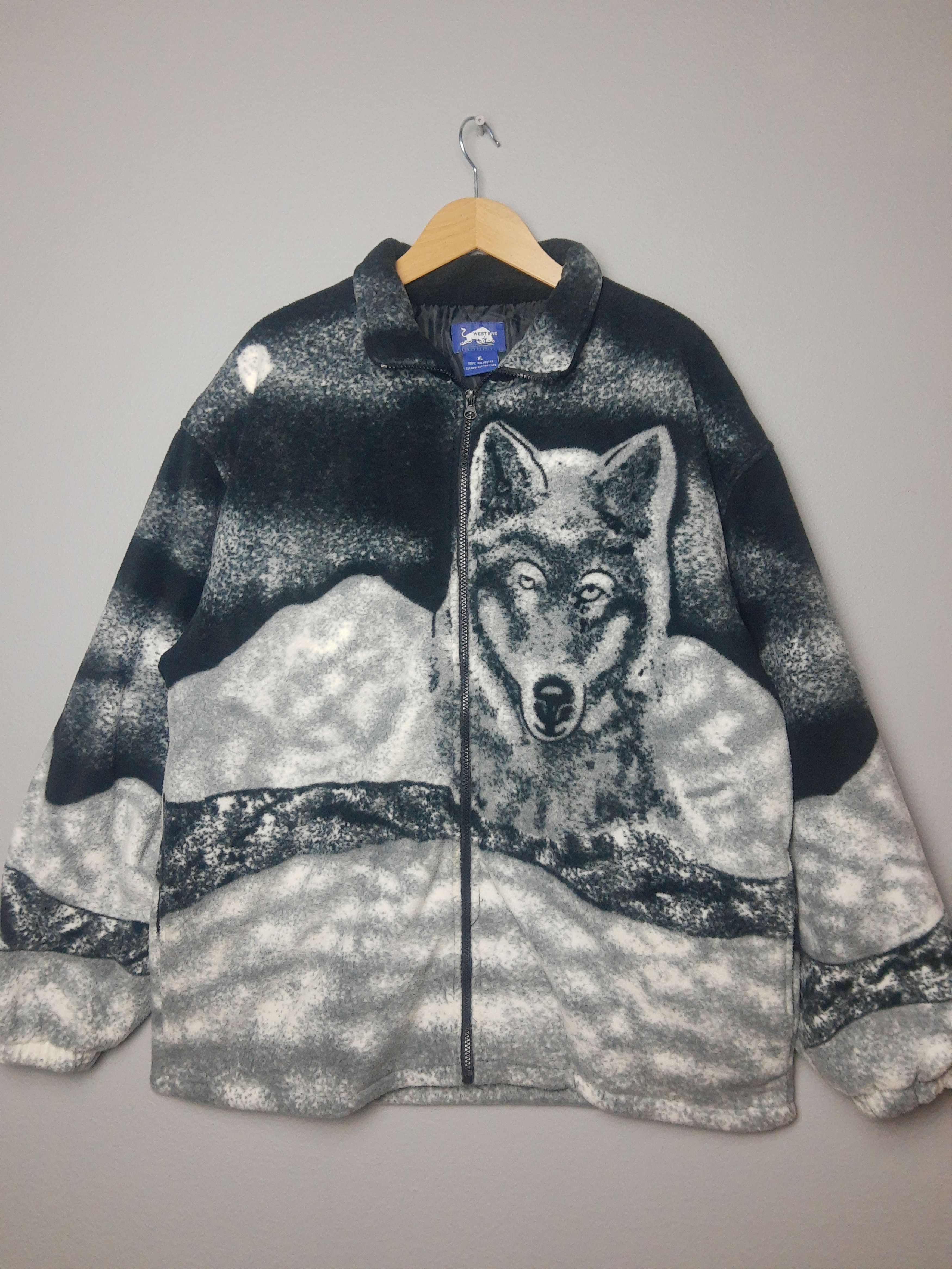 Vintage Rare Vintage Fleece jacket Wolves Wolf Nature 90s | Grailed