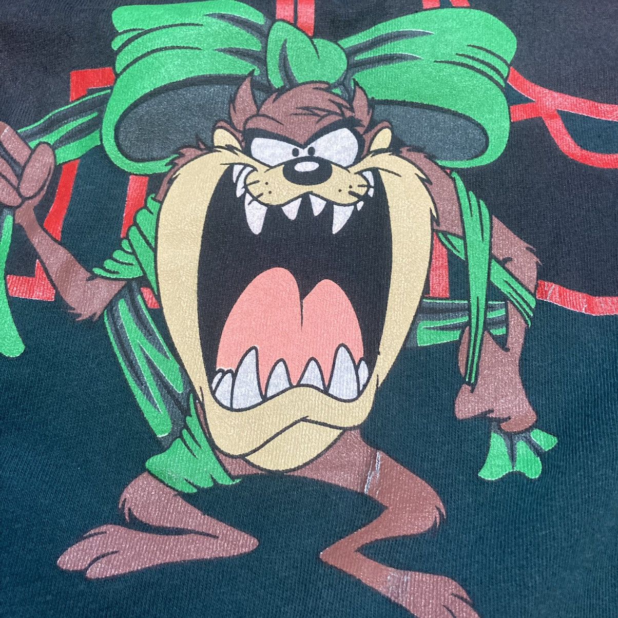 Vintage × Warner Bros Vintage 1994 “Wrap This!” Taz Christmas Tee | Grailed