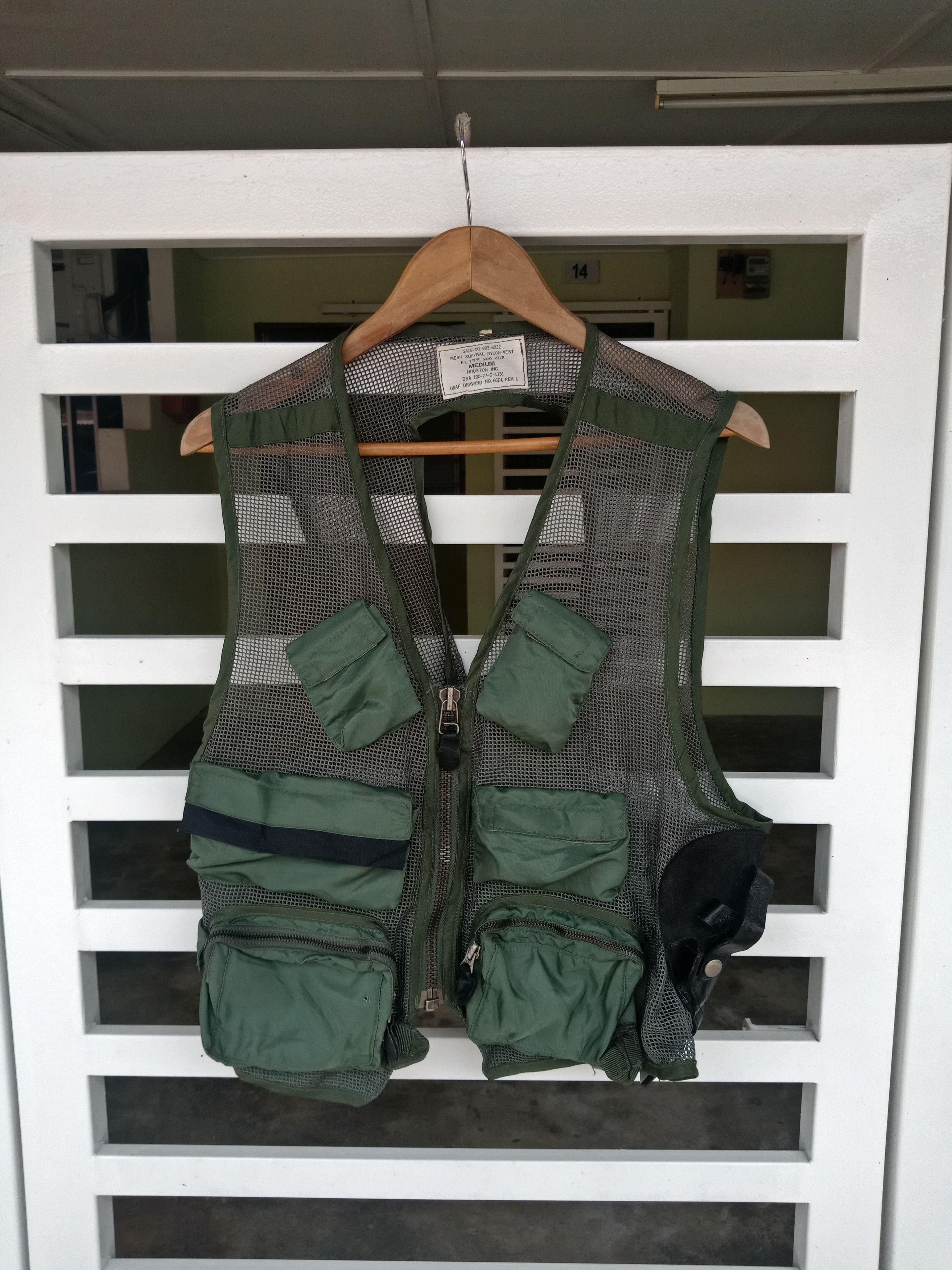 Avirex Vintage OG USAF Multi Pockets Military Vest Made in USA | Grailed