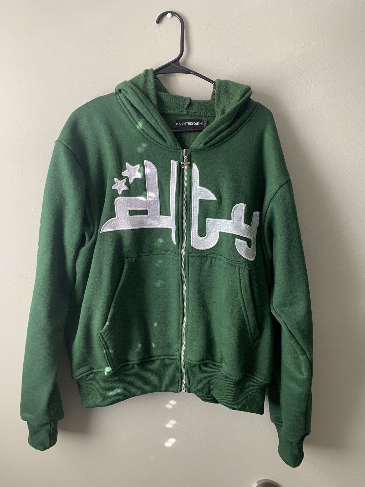 Streetwear Divide The Youth Arabic Zip-Up Hoodie (FIRST DROP) | Grailed