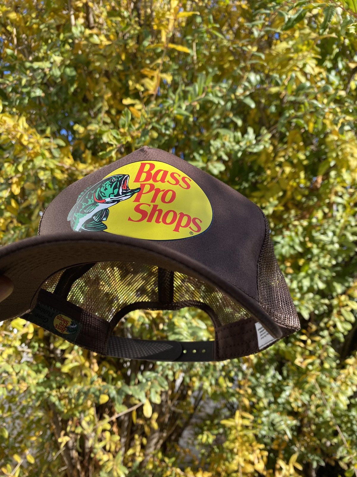 Bass Pro Shops × Vintage Bass pro shops trucker hat | Grailed