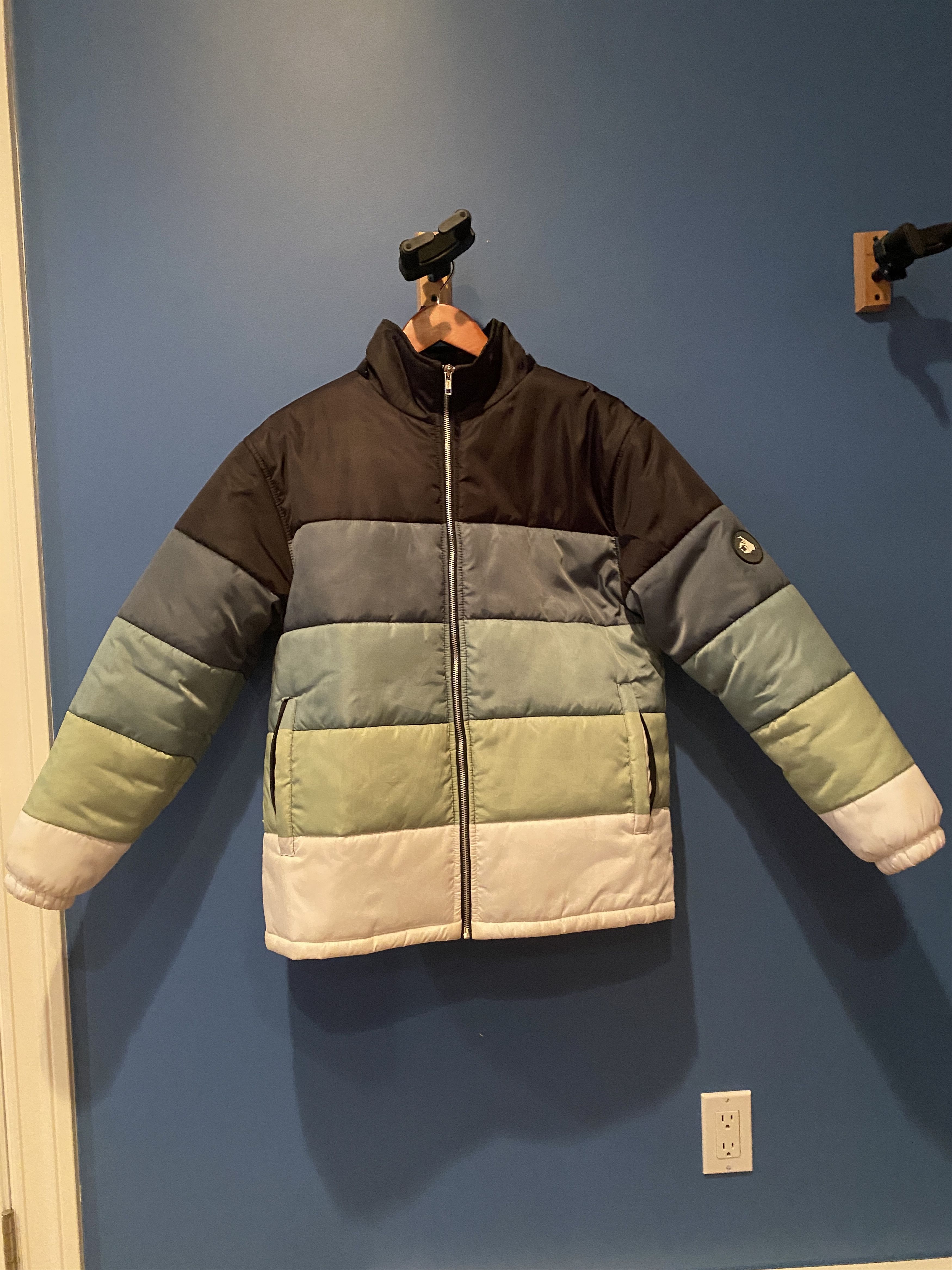 Steady Hands Gradient Monochrome Puffer | Grailed