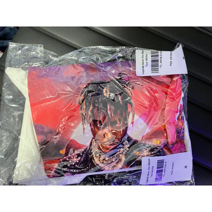 999 Club Juice Wrld 999 Legends Never Die Album Cover Tee Medium | Grailed