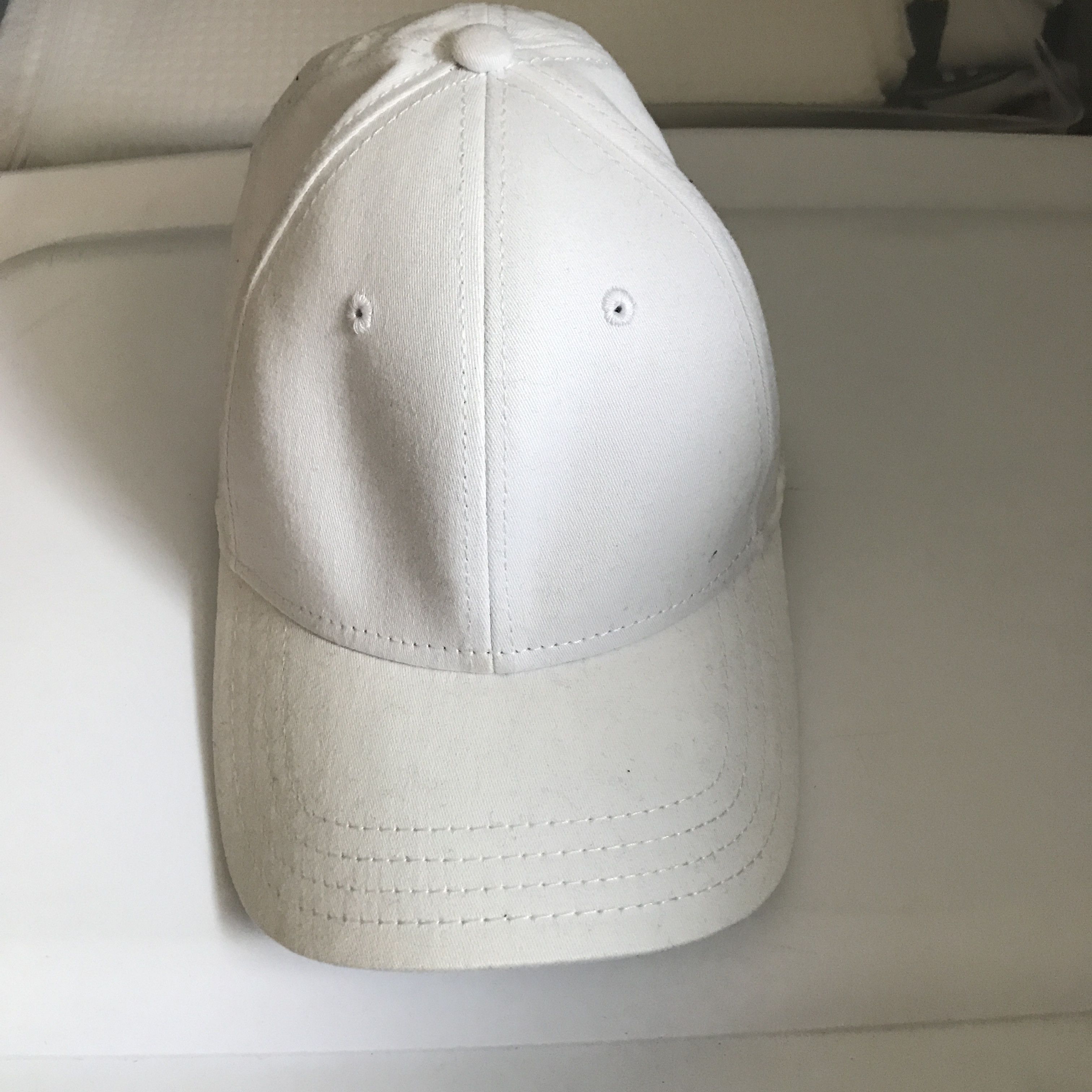 Gents Large Plain white Baseball Cap | Grailed