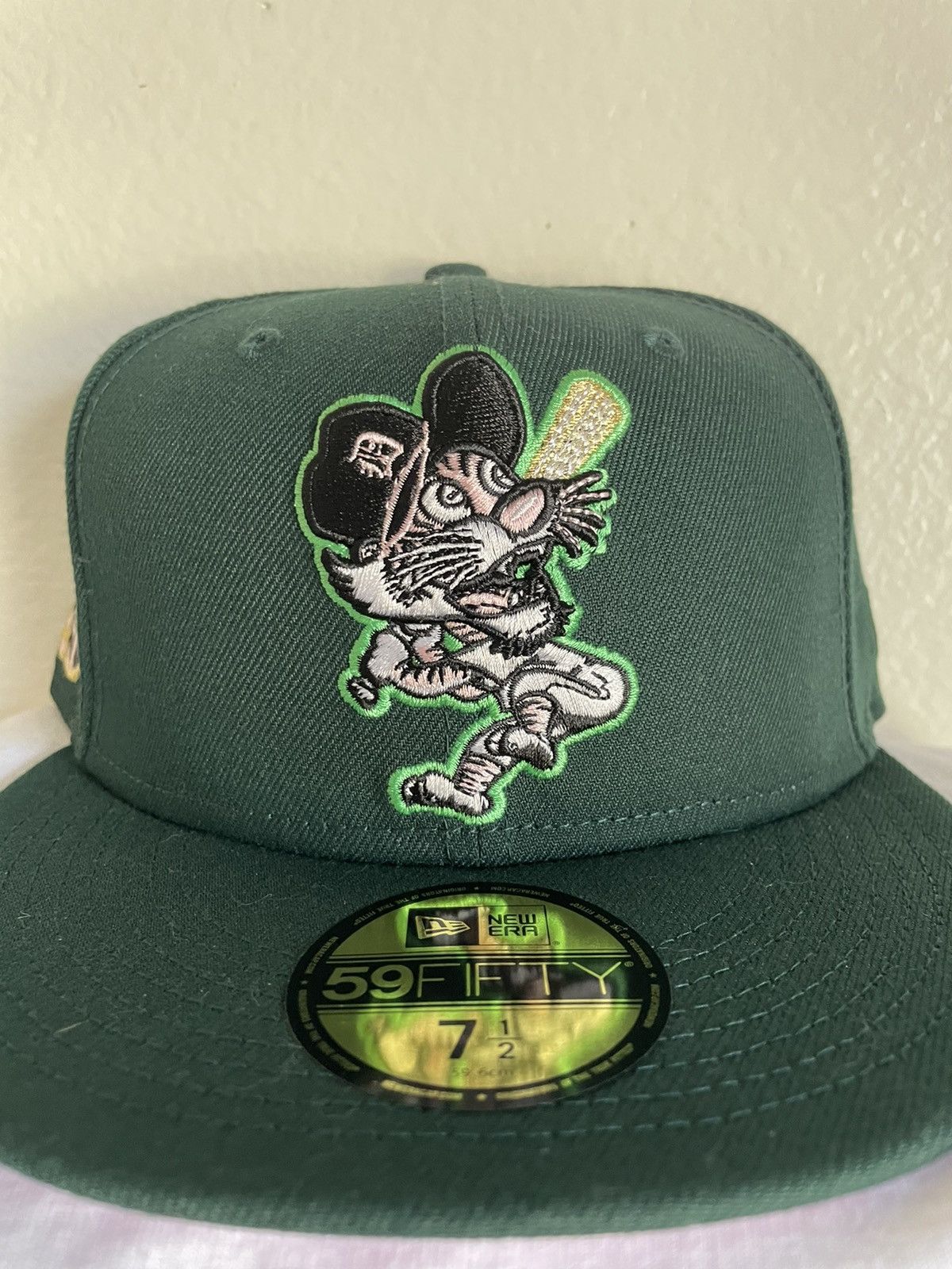 New Era SportsWorld Coked Out Detroit Tigers Green Pink UV 1/2 | Grailed