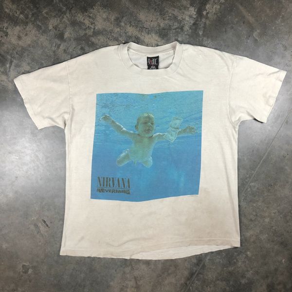 Vintage Vintage 1992 Giant tag Nirvana Nevermind band tee t-shirt ...