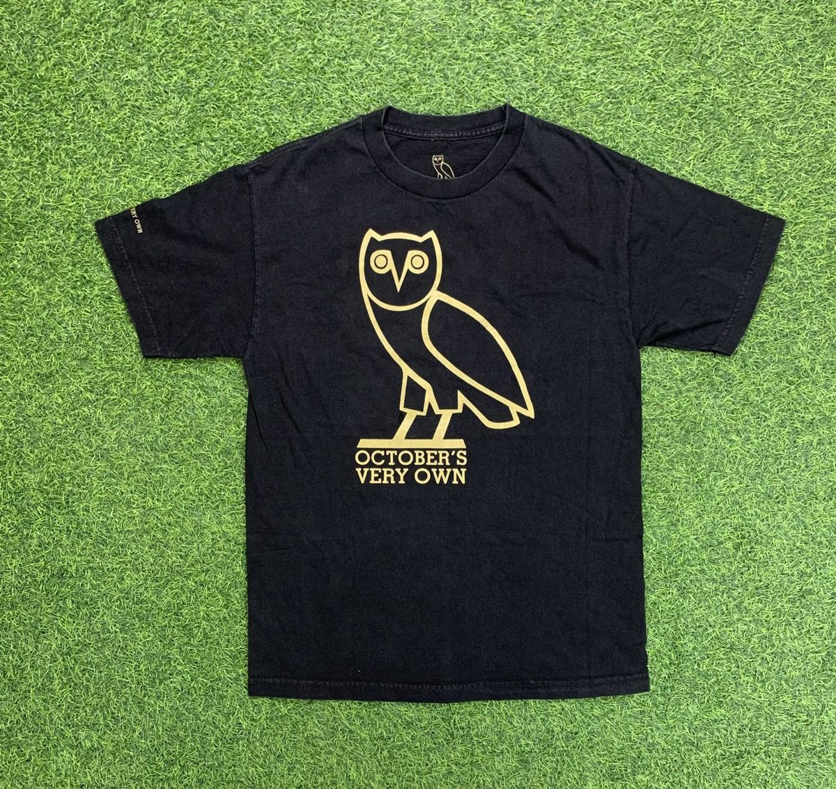 Octobers Very Own VINTAGE OVO CLASSIC OWL LOGO TEE | Grailed