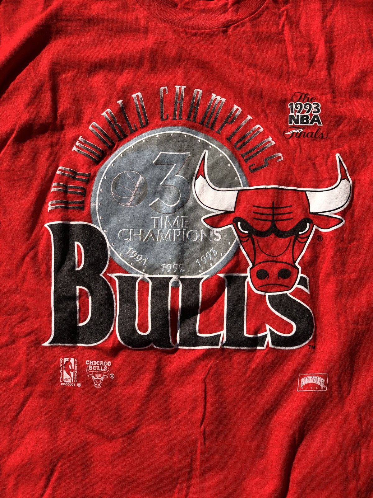 Vintage THREE PEAT CHICAGO BULLS 1993 | Grailed