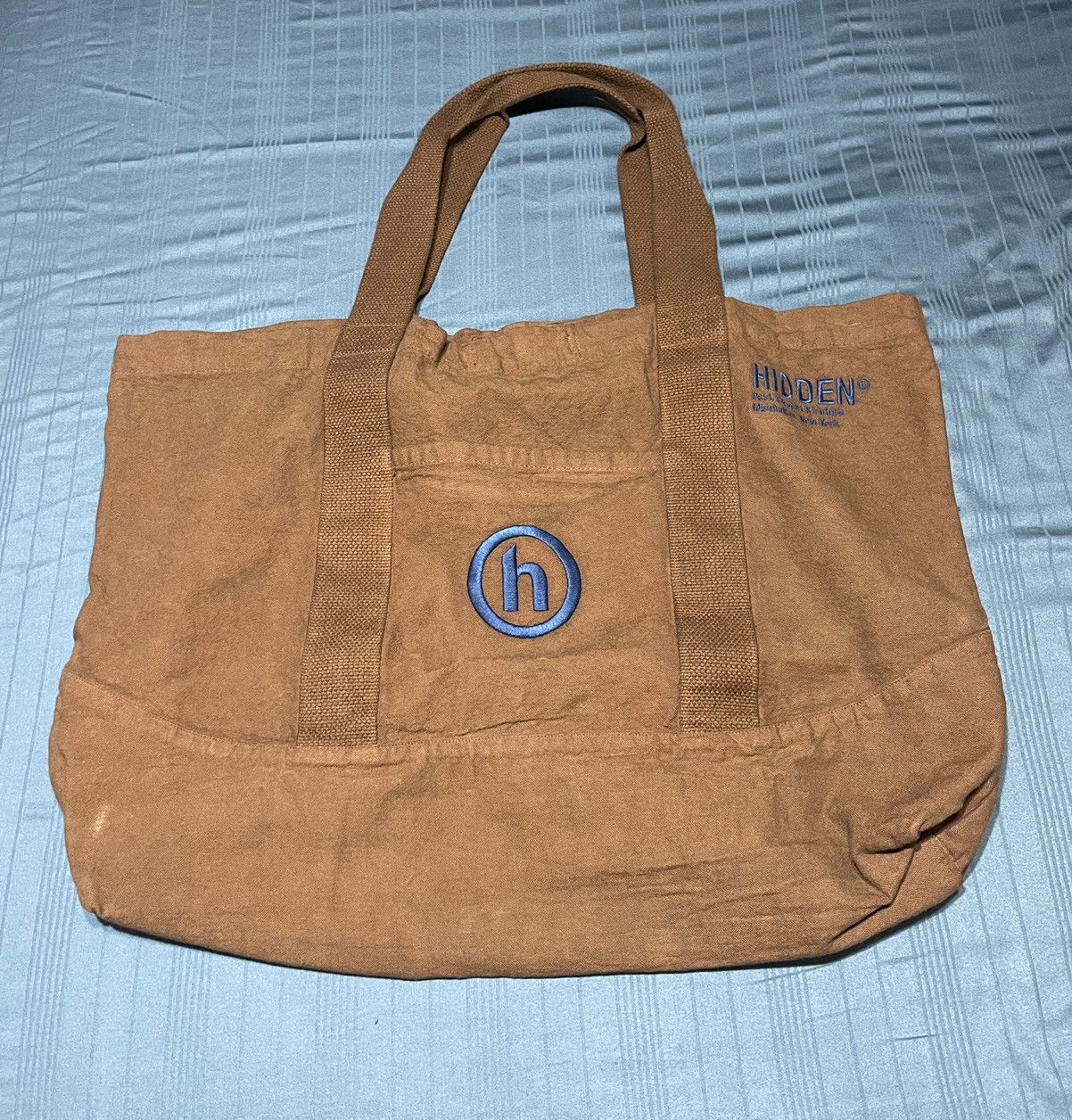 HIDDEN HIDDEN NY TOTE BAG | Grailed