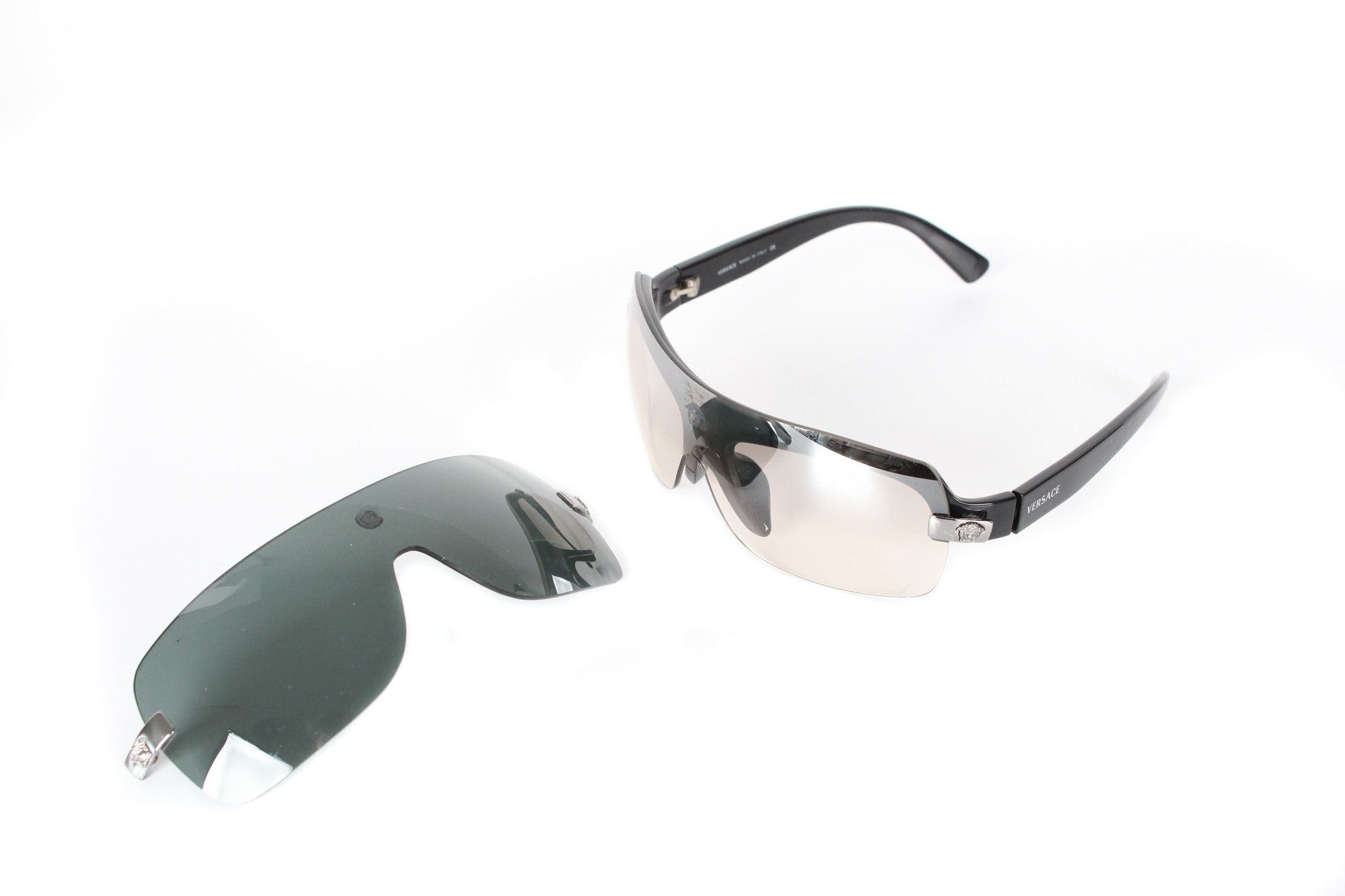 Versace RARE RUNWAY SUNGLASSES WITH MAGNETS MOD.4018-V | Grailed