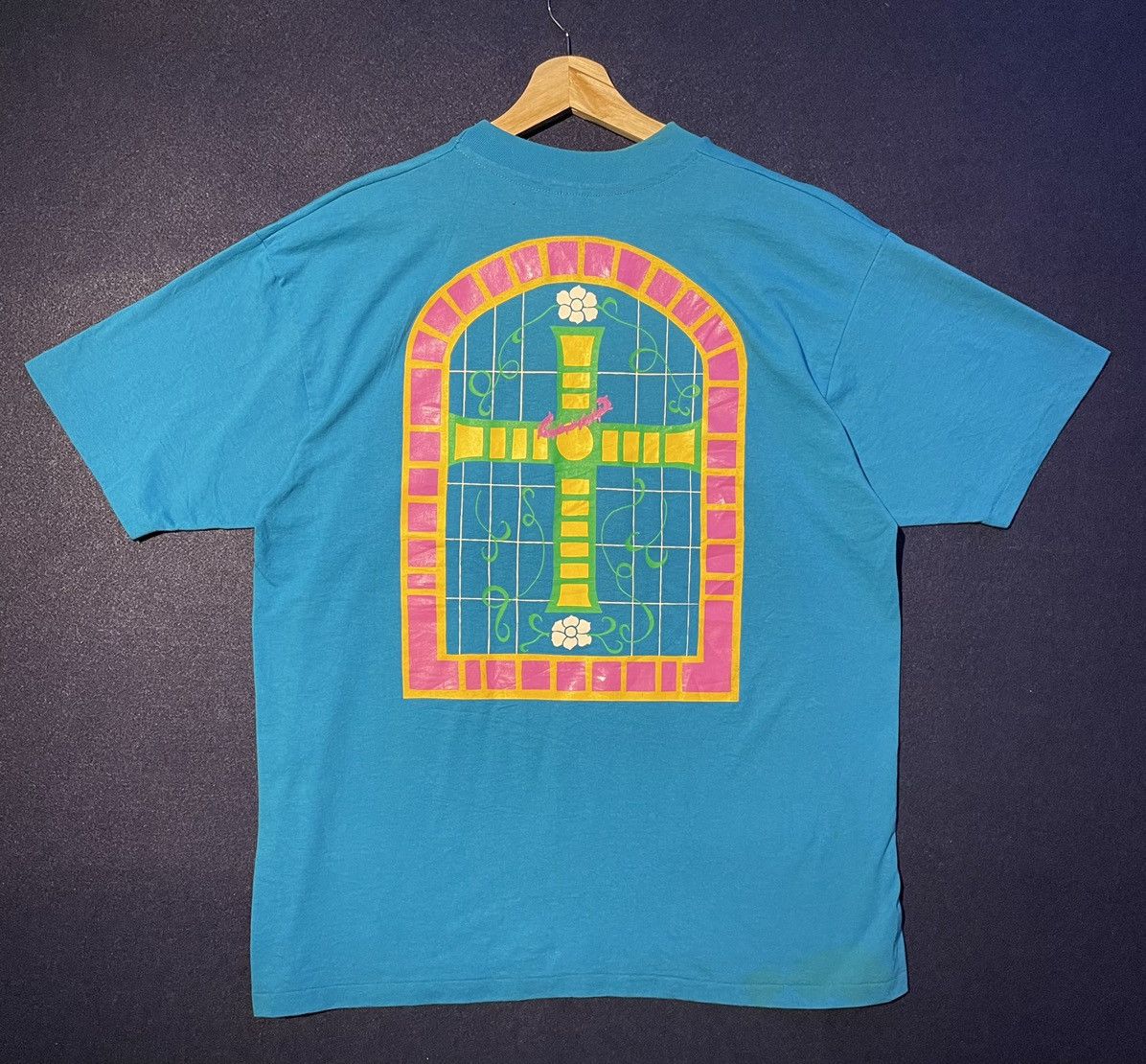 Cross Colours × Hanes × Vintage Very Rare Hanes 80s Design Christian ...