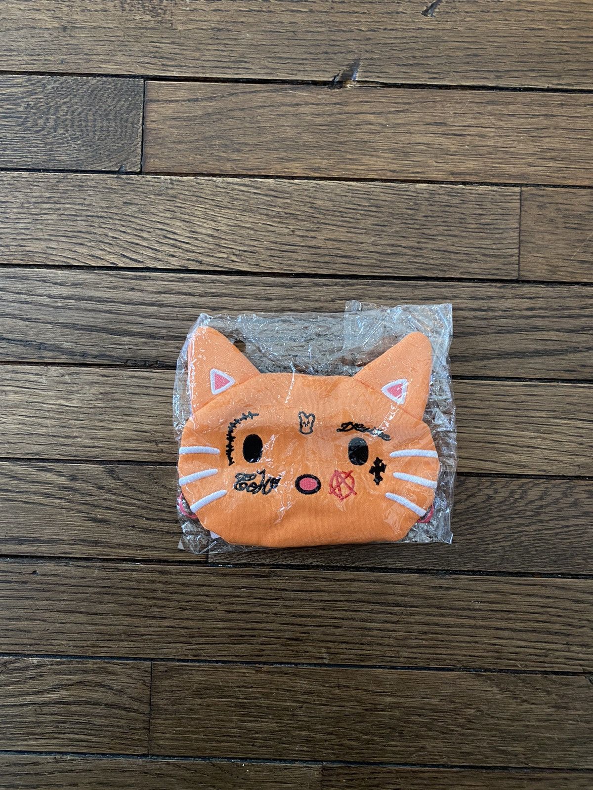 GOTHBOICLIQUE GOTHBOICLIQUE Lil Tracy Anarchy Cat / Kitten Mask ️🧊🥣 ...