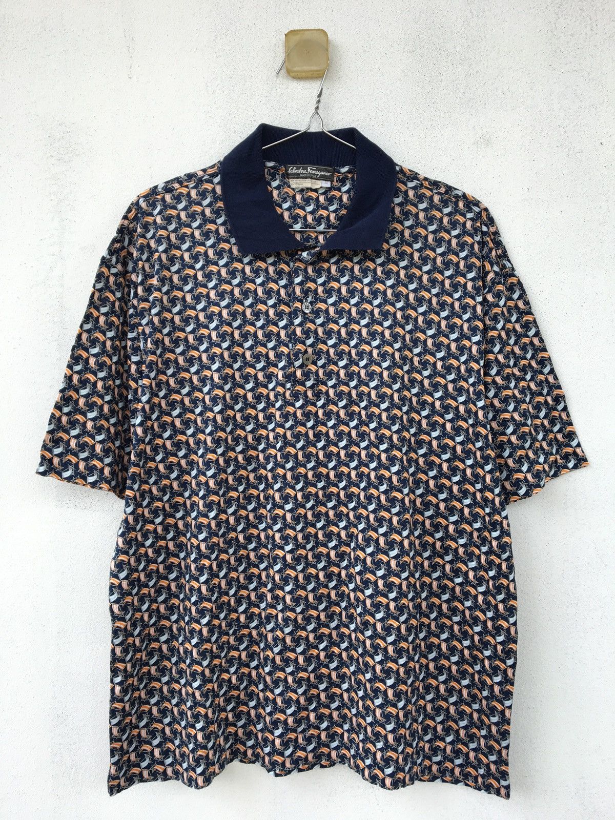 Salvatore Ferragamo Vintage Salvatore Ferragamo Beach Chair Logo Print ...